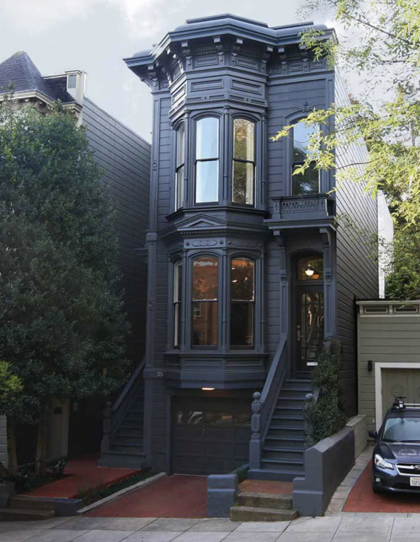 10 Gorgeous, Black Home Exteriors